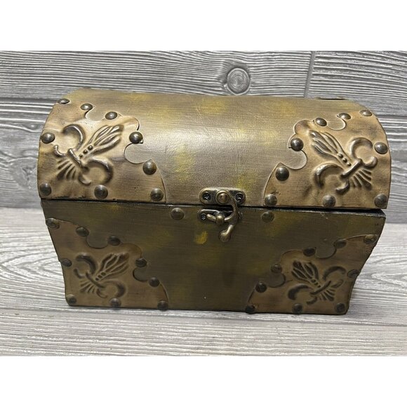Unbranded | Accents | Vintage Look Gold Tone Metal Chest Trunk Boho ...